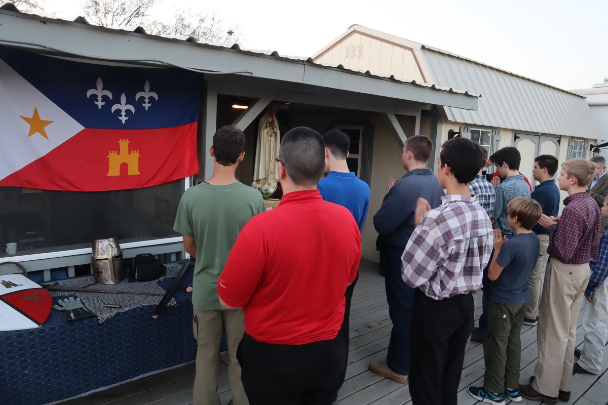 Catholic Call to Chivalry Weekend Turns Heads in Coleman, Texas - TFPLA.org